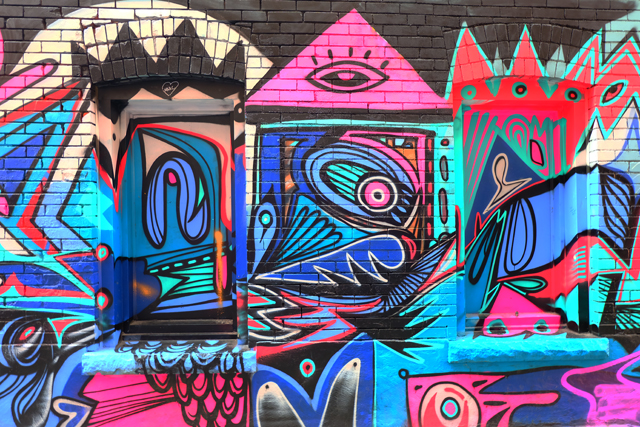 Exploring Graffiti Alley in Toronto - Twirl The Globe